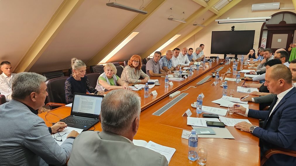 Održana prva sednica novog saziva Gradskog veća, većnici dobili resore - Morava Info